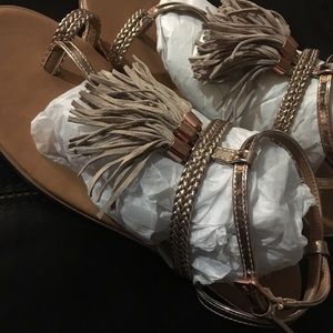 Report Collection | Shoes | Sandals | Poshmark